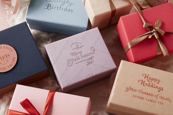 Top 7 Reasons to Choose Embossed Gift Boxes for Luxury Packaging
